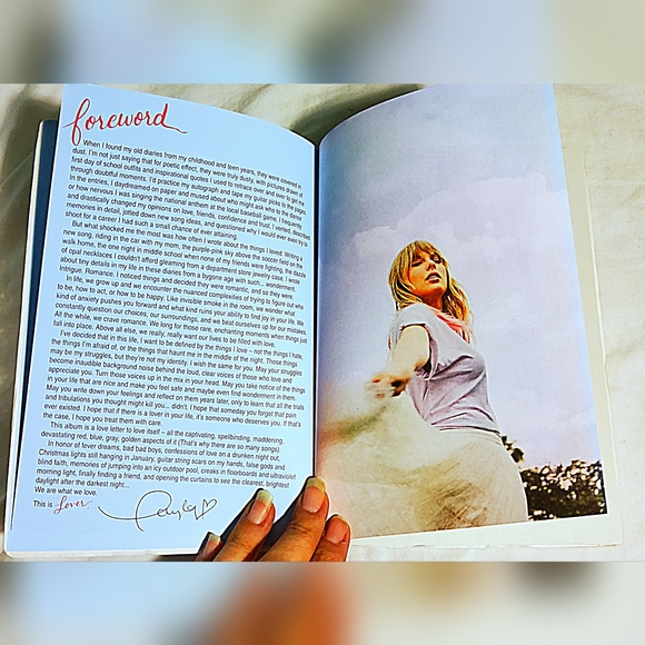 Taylor Swift | Other | Taylor Swift Lover Journal Fanbook Version 3 ...